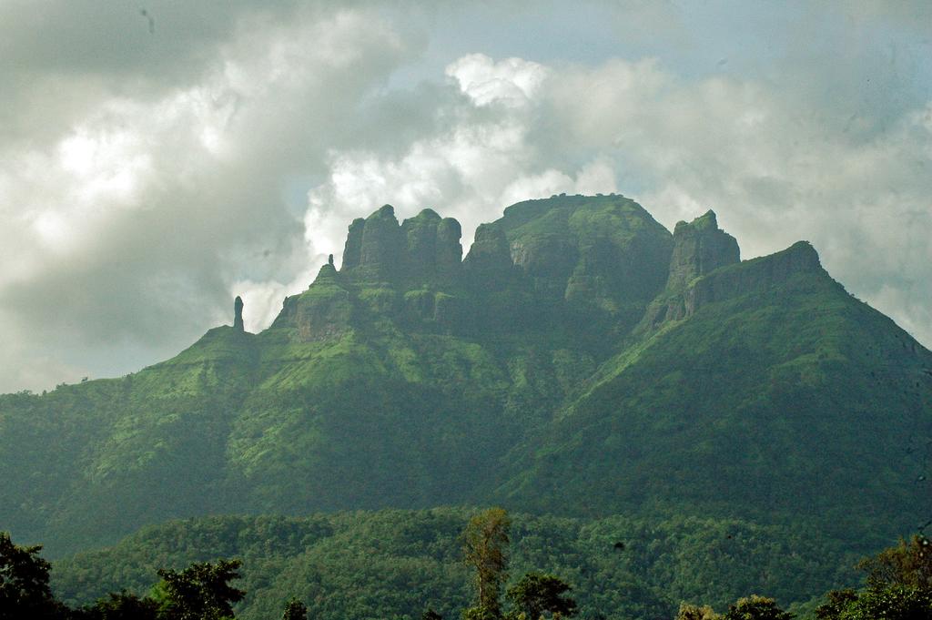 Nisarg Garden Resort Hotel Vasind Reviews, Photos, Prices. Check-in ...